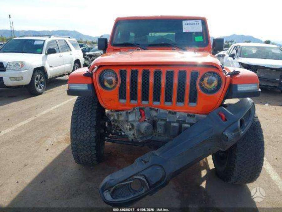 Orange Jeep Wrangler 2019 in Klaipeda, with an engine capacity of 3.60 L and mileage of 73 thousand km for 14000 €, photo 6 on AUTOMOTO.COM.LV