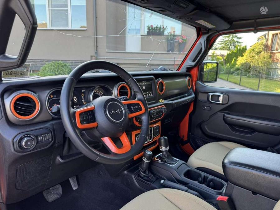 Oranžs Jeep Wrangler 2019 Šauļi, ar dzinēja tilpumu 3.60 L un nobraukumu 200 tūkst. km par 12950 €, foto 12 vietnē AUTOMOTO.COM.LV
