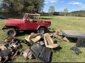 Sarkans Jeep Wrangler 1990 Tallina, ar dzinēja tilpumu 4.20 L un nobraukumu 115 tūkst. km par 3300 €, foto 6 vietnē AUTOMOTO.COM.LV