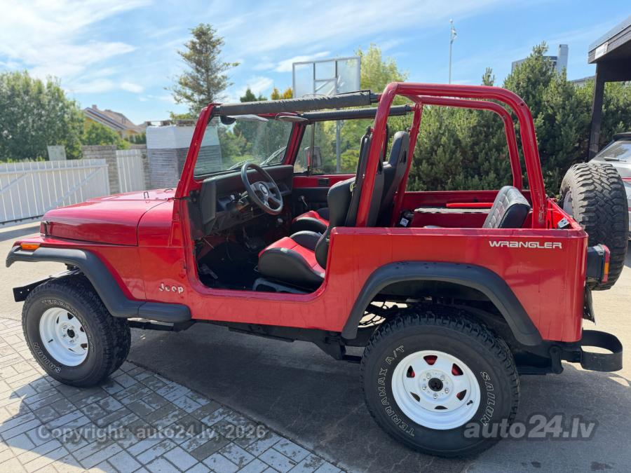 Sarkans Jeep Wrangler 1993 Tallina, ar dzinēja tilpumu 2.50 L un nobraukumu 0 tūkst. km par 6990 €, foto 11 vietnē AUTOMOTO.COM.LV