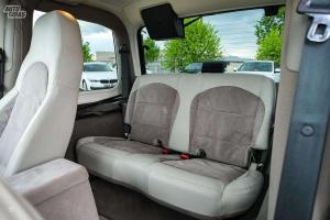 Sarkans Jeep Wrangler 2003 Marijampole, ar dzinēja tilpumu 4.00 L un nobraukumu 22 tūkst. km par 18850 €, foto 27 vietnē AUTOMOTO.COM.LV