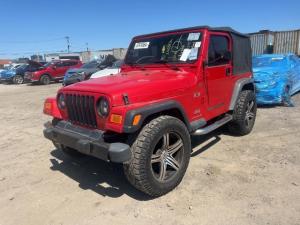 Red Jeep Wrangler 2003 in Riga, with an engine capacity of 4.00 L and mileage of 280 thousand km for 12000 €, photo 3 on AUTOMOTO.COM.LV