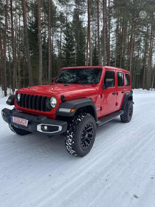 Red Jeep Wrangler 2018 in Vilnius, with an engine capacity of 2.00 L and mileage of 160 thousand km for 28500 €, photo 2 on AUTOMOTO.COM.LV