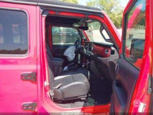 Sarkans Jeep Wrangler 2018 Klaipėda, ar dzinēja tilpumu 2.00 L un nobraukumu 187 tūkst. km par 10200 €, foto 6 vietnē AUTOMOTO.COM.LV
