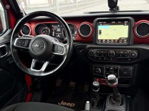 Sarkans Jeep Wrangler 2020 Viļņa, ar dzinēja tilpumu 3.60 L un nobraukumu 93 tūkst. km par 33500 €, foto 15 vietnē AUTOMOTO.COM.LV
