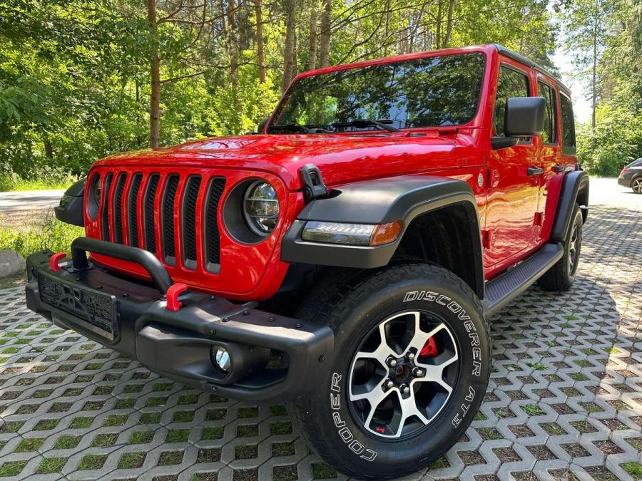 Sarkans Jeep Wrangler 2020 Viļņa, ar dzinēja tilpumu 2.00 L un nobraukumu 59 tūkst. km par 24900 €, foto 1 vietnē AUTOMOTO.COM.LV