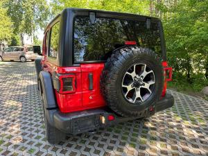 Sarkans Jeep Wrangler 2020 Viļņa, ar dzinēja tilpumu 2.00 L un nobraukumu 59 tūkst. km par 24900 €, foto 6 vietnē AUTOMOTO.COM.LV