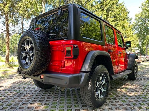 Red Jeep Wrangler 2020 in Vilnius, with an engine capacity of 2.00 L and mileage of 59 thousand km for 24900 €, photo 9 on AUTOMOTO.COM.LV