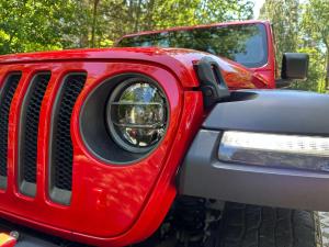 Sarkans Jeep Wrangler 2020 Viļņa, ar dzinēja tilpumu 2.00 L un nobraukumu 59 tūkst. km par 24900 €, foto 15 vietnē AUTOMOTO.COM.LV