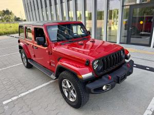 Sarkans Jeep Wrangler 2020 Viļņa, ar dzinēja tilpumu 2.00 L un nobraukumu 94 tūkst. km par 28999 €, foto 3 vietnē AUTOMOTO.COM.LV