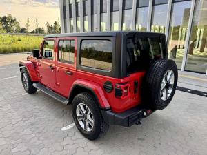 Sarkans Jeep Wrangler 2020 Viļņa, ar dzinēja tilpumu 2.00 L un nobraukumu 94 tūkst. km par 28999 €, foto 11 vietnē AUTOMOTO.COM.LV