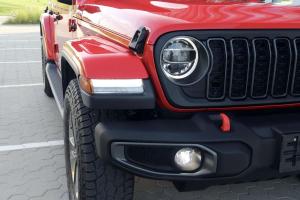 Sarkans Jeep Wrangler 2020 Viļņa, ar dzinēja tilpumu 2.00 L un nobraukumu 94 tūkst. km par 28999 €, foto 12 vietnē AUTOMOTO.COM.LV