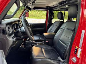 Sarkans Jeep Wrangler 2020 Viļņa, ar dzinēja tilpumu 2.00 L un nobraukumu 94 tūkst. km par 28999 €, foto 19 vietnē AUTOMOTO.COM.LV