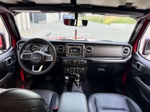 Sarkans Jeep Wrangler 2020 Viļņa, ar dzinēja tilpumu 2.00 L un nobraukumu 94 tūkst. km par 28499 €, foto 26 vietnē AUTOMOTO.COM.LV