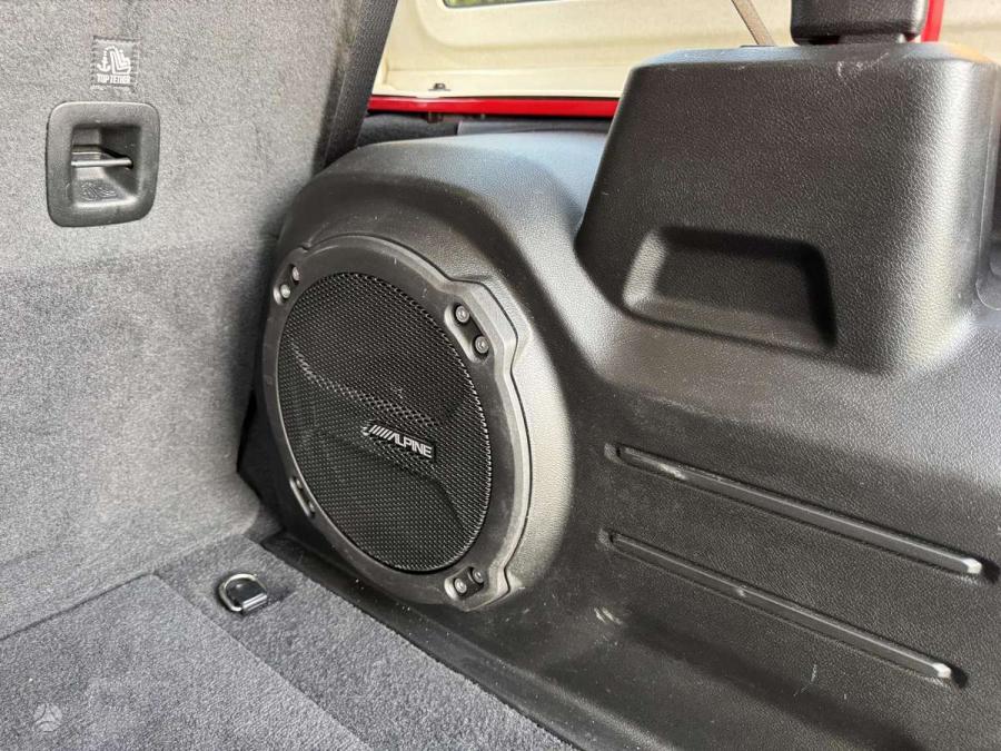 Sarkans Jeep Wrangler 2020 Viļņa, ar dzinēja tilpumu 2.00 L un nobraukumu 94 tūkst. km par 28499 €, foto 36 vietnē AUTOMOTO.COM.LV