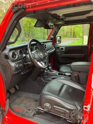 Sarkans Jeep Wrangler 2022 Rīga, ar dzinēja tilpumu 2.00 L un nobraukumu 52 tūkst. km par 46000 €, foto 6 vietnē AUTOMOTO.COM.LV