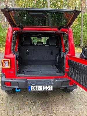 Sarkans Jeep Wrangler 2022 Rīga, ar dzinēja tilpumu 2.00 L un nobraukumu 52 tūkst. km par 46000 €, foto 7 vietnē AUTOMOTO.COM.LV