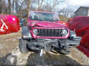 Red Jeep Wrangler 2024 in Vilnius, with an engine capacity of 3.60 L and mileage of 256 thousand km for 14999 €, photo 13 on AUTOMOTO.COM.LV