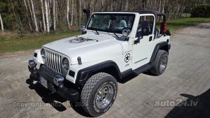 Balts Jeep Wrangler 2000 Tallina, ar dzinēja tilpumu 2.50 L un nobraukumu 124 tūkst. km par 16600 €, foto 8 vietnē AUTOMOTO.COM.LV