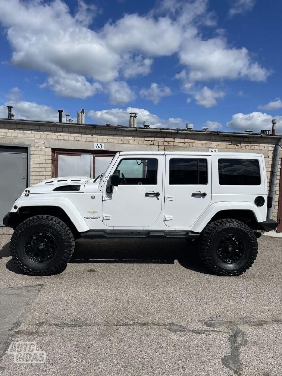 Balts Jeep Wrangler 2014 Panevēža, ar dzinēja tilpumu 3.60 L un nobraukumu 106 tūkst. km par 25999 €, foto 6 vietnē AUTOMOTO.COM.LV