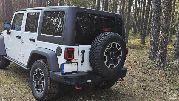 Balts Jeep Wrangler 2015 Viļņa, ar dzinēja tilpumu 3.60 L un nobraukumu 103 tūkst. km par 22000 €, foto 4 vietnē AUTOMOTO.COM.LV