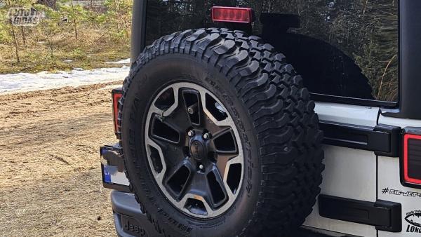 Balts Jeep Wrangler 2015 Viļņa, ar dzinēja tilpumu 3.60 L un nobraukumu 103 tūkst. km par 22000 €, foto 5 vietnē AUTOMOTO.COM.LV