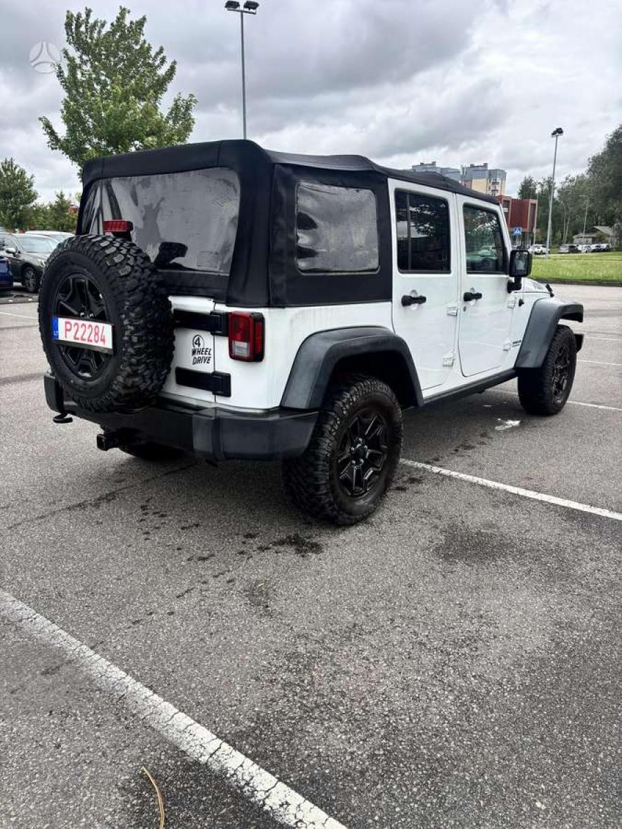 Balts Jeep Wrangler 2015 Klaipėda, ar dzinēja tilpumu 3.60 L un nobraukumu 267 tūkst. km par 7999 €, foto 5 vietnē AUTOMOTO.COM.LV