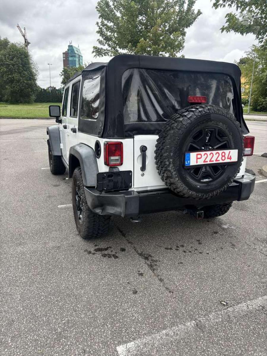 Balts Jeep Wrangler 2015 Klaipėda, ar dzinēja tilpumu 3.60 L un nobraukumu 267 tūkst. km par 7999 €, foto 6 vietnē AUTOMOTO.COM.LV