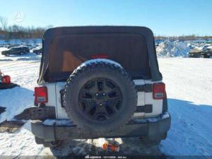 White Jeep Wrangler 2017 in Klaipeda, with an engine capacity of 3.60 L and mileage of 128 thousand km for 8600 €, photo 16 on AUTOMOTO.COM.LV