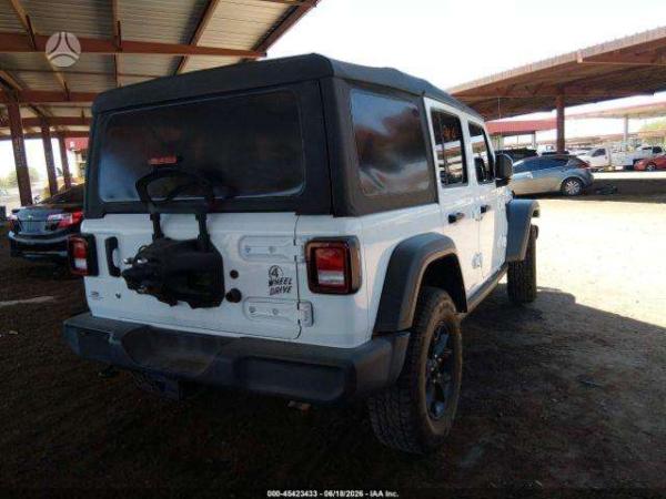 Balts Jeep Wrangler 2021 Klaipėda, ar dzinēja tilpumu 0.00 L un nobraukumu 52 tūkst. km par 11600 €, foto 4 vietnē AUTOMOTO.COM.LV
