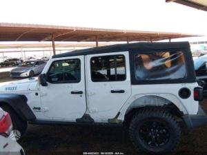 Balts Jeep Wrangler 2021 Klaipėda, ar dzinēja tilpumu 0.00 L un nobraukumu 52 tūkst. km par 11600 €, foto 16 vietnē AUTOMOTO.COM.LV