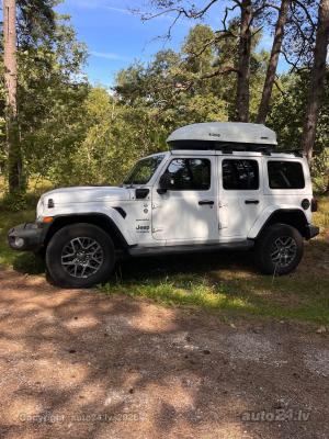 White Jeep Wrangler 2021 in Tallinn, with an engine capacity of 2.00 L and mileage of 140 thousand km for 44900 €, photo 4 on AUTOMOTO.COM.LV