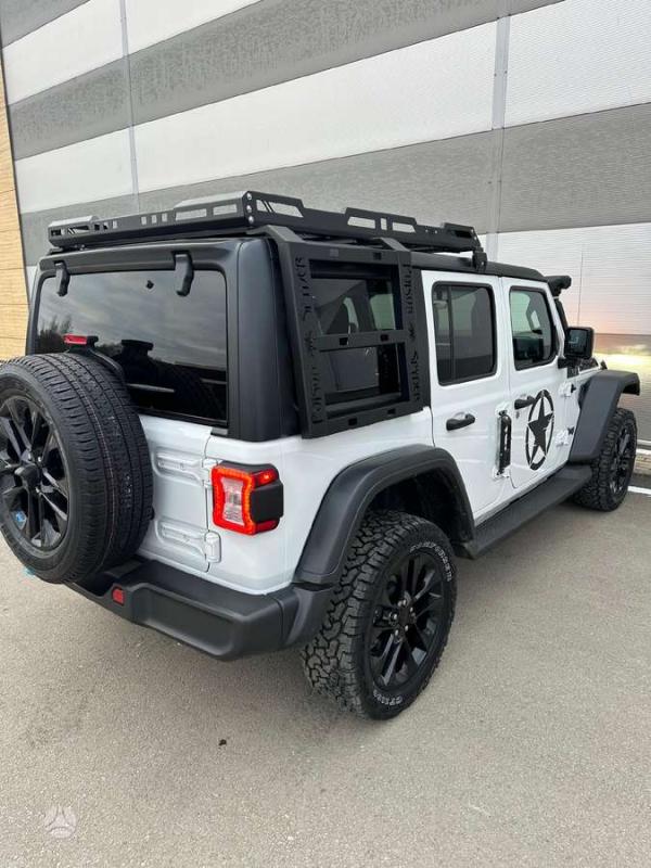 Balts Jeep Wrangler 2022 Šauļi, ar dzinēja tilpumu 2.00 L un nobraukumu 49 tūkst. km par 45980 €, foto 6 vietnē AUTOMOTO.COM.LV