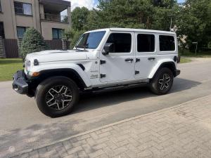 White Jeep Wrangler 2024 in Kaunas, with an engine capacity of 3.60 L and mileage of 3 thousand km for 44000 €, photo 3 on AUTOMOTO.COM.LV