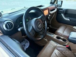 Dzeltens Jeep Wrangler 2012 Rīga, ar dzinēja tilpumu 3.60 L un nobraukumu 190 tūkst. km par 15000 €, foto 7 vietnē AUTOMOTO.COM.LV