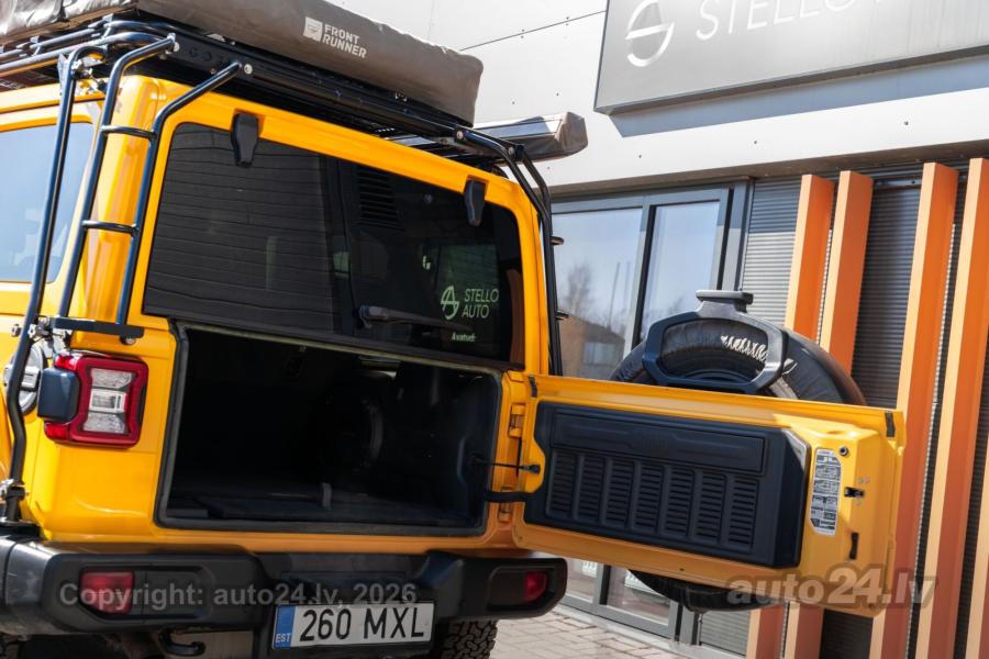 Yellow Jeep Wrangler 2020 in Tallinn, with an engine capacity of 2.10 L and mileage of 148 thousand km for 41990 €, photo 11 on AUTOMOTO.COM.LV