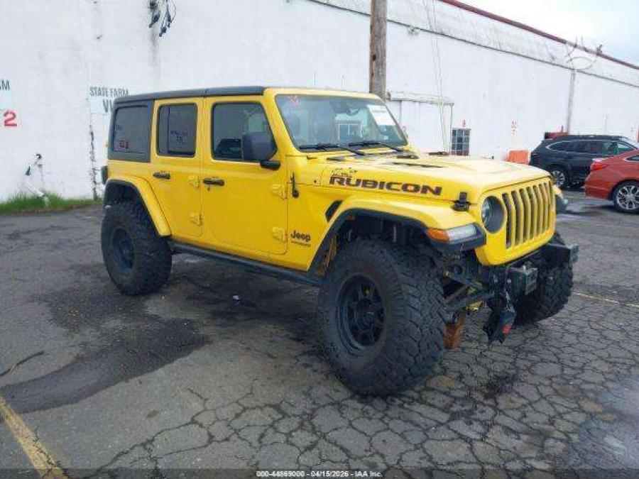 Yellow Jeep Wrangler 2021 in Klaipeda, with an engine capacity of 2.99 L and mileage of 139 thousand km for 18500 €, photo 1 on AUTOMOTO.COM.LV