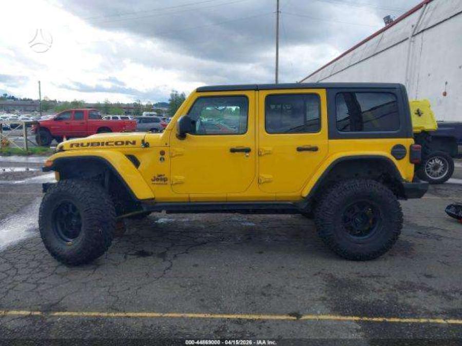 Yellow Jeep Wrangler 2021 in Klaipeda, with an engine capacity of 2.99 L and mileage of 139 thousand km for 18500 €, photo 16 on AUTOMOTO.COM.LV