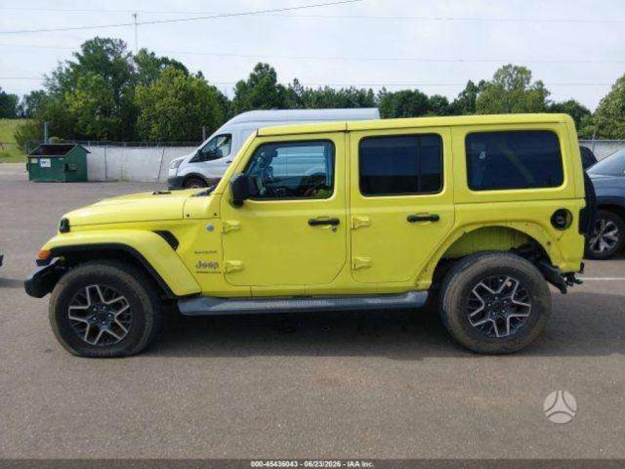 Dzeltens Jeep Wrangler 2024 Klaipėda, ar dzinēja tilpumu 2.00 L un nobraukumu 44 tūkst. km par 14000 €, foto 8 vietnē AUTOMOTO.COM.LV