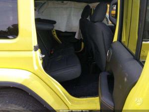 Dzeltens Jeep Wrangler 2024 Klaipėda, ar dzinēja tilpumu 2.00 L un nobraukumu 44 tūkst. km par 14000 €, foto 13 vietnē AUTOMOTO.COM.LV