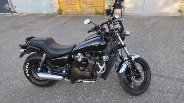 Black Kawasaki Eliminator 1987 in Kaunas, with an engine capacity of 0.98 L and mileage of 47 thousand km for 3000 €, photo 4 on AUTOMOTO.COM.LV