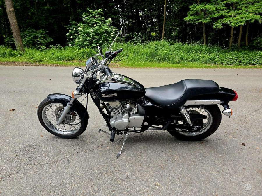 Black Kawasaki Eliminator 1998 in Kaunas, with an engine capacity of 0.13 L and mileage of 37 thousand km for 1900 €, photo 7 on AUTOMOTO.COM.LV