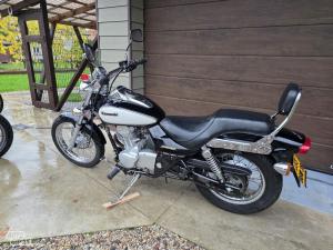 Black Kawasaki Eliminator 2000 in Pasvalys, with an engine capacity of 0.13 L and mileage of 6 thousand km for 1499 €, photo 15 on AUTOMOTO.COM.LV