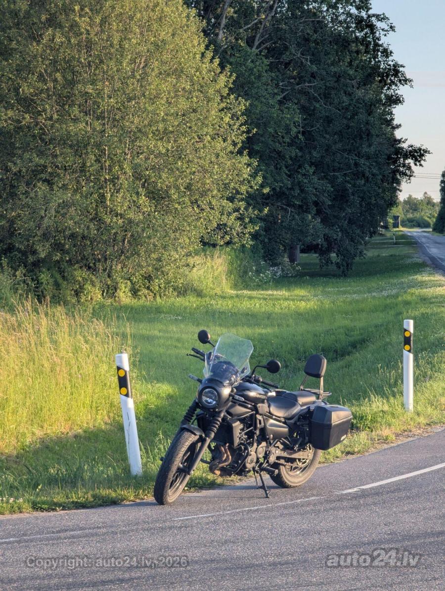 Black Kawasaki Eliminator 2024 in Tallinn, with an engine capacity of 0.45 L and mileage of 11 thousand km for 6995 €, photo 14 on AUTOMOTO.COM.LV