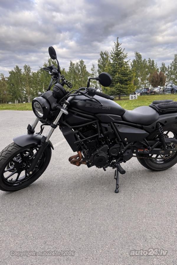 Black Kawasaki Eliminator 2025 in Tallinn, with an engine capacity of 0.45 L and mileage of 3 thousand km for 5700 €, photo 6 on AUTOMOTO.COM.LV