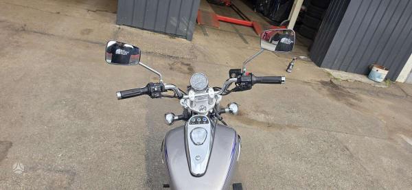 Pelēks Kawasaki Eliminator 2004 Viļņa, ar dzinēja tilpumu 0.13 L un nobraukumu 3 tūkst. km par 1800 €, foto 5 vietnē AUTOMOTO.COM.LV
