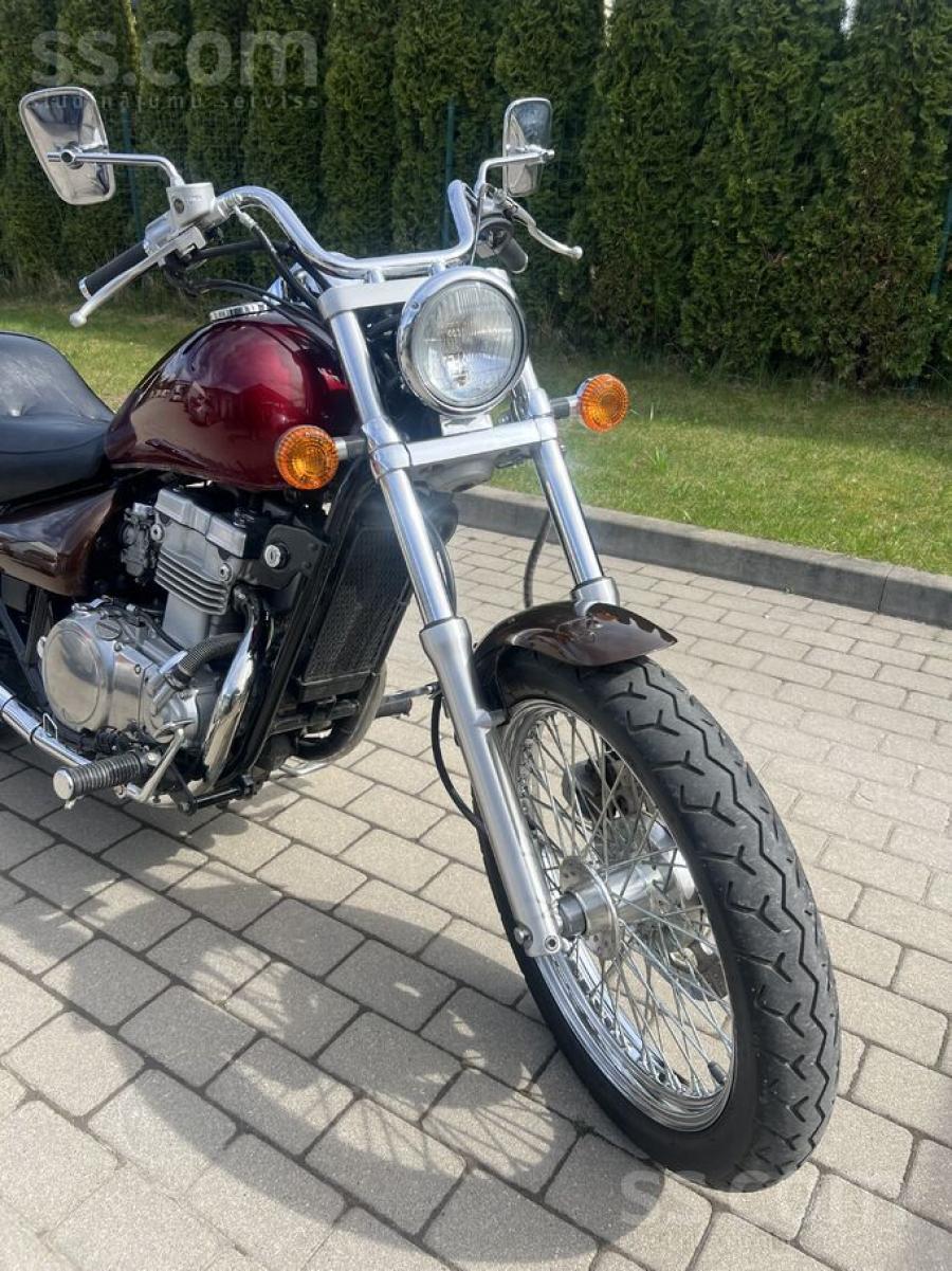 Kawasaki EN 500 2000 in Riga, with an engine capacity of 0.50 L and mileage of 0 thousand km for 3000 €, photo 3 on AUTOMOTO.COM.LV