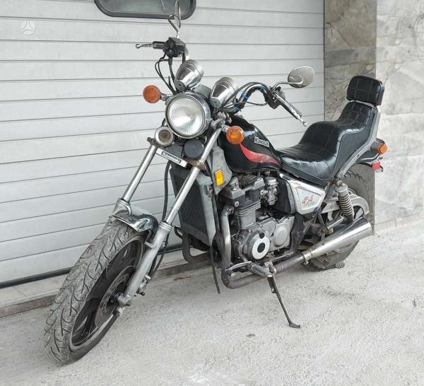Melns Kawasaki EN 1986 Viļņa, ar dzinēja tilpumu 0.45 L un nobraukumu 89 tūkst. km par 680 €, foto 4 vietnē AUTOMOTO.COM.LV