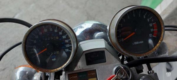 Melns Kawasaki EN 1986 Viļņa, ar dzinēja tilpumu 0.45 L un nobraukumu 89 tūkst. km par 680 €, foto 9 vietnē AUTOMOTO.COM.LV