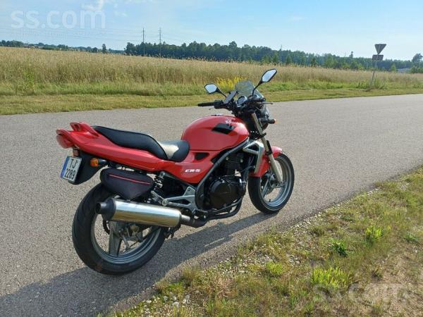 Kawasaki ER 5 1999 Liepāja, ar dzinēja tilpumu 0.50 L un nobraukumu 0 tūkst. km par 1300 €, foto 1 vietnē AUTOMOTO.COM.LV